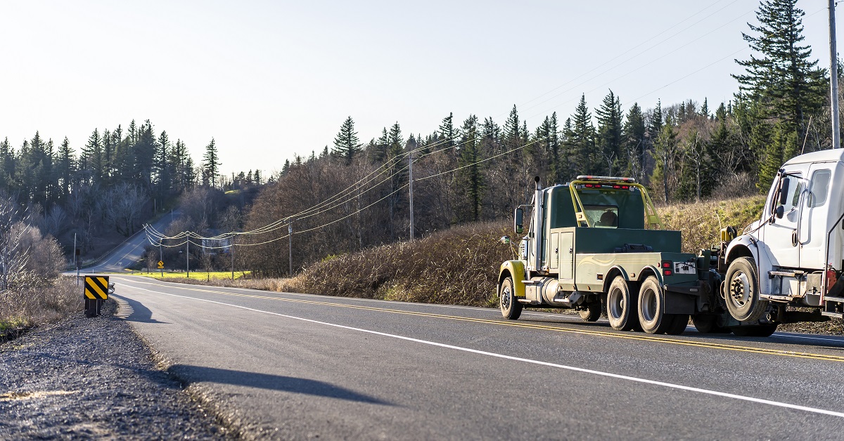 Semi Truck Towing Findlay | Ed's 24 Hour Service